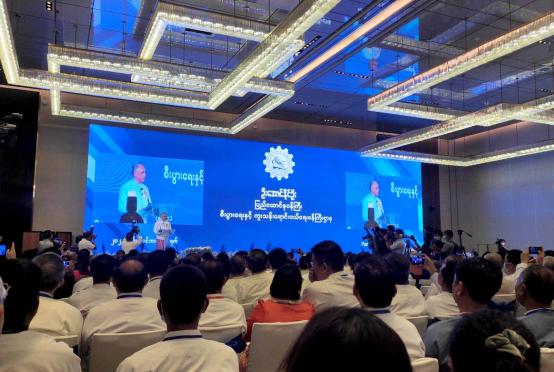 ၂၀၂၂ ခုနှစ် ၁၀ လတာအတွင်း ရန်ကုန်ဆိပ်ကမ်းများ၌ နိုင်ငံတကာသင်္ဘောလိုင်းများ၏ ကုန်သေတ္တာတင်သင်္ဘော